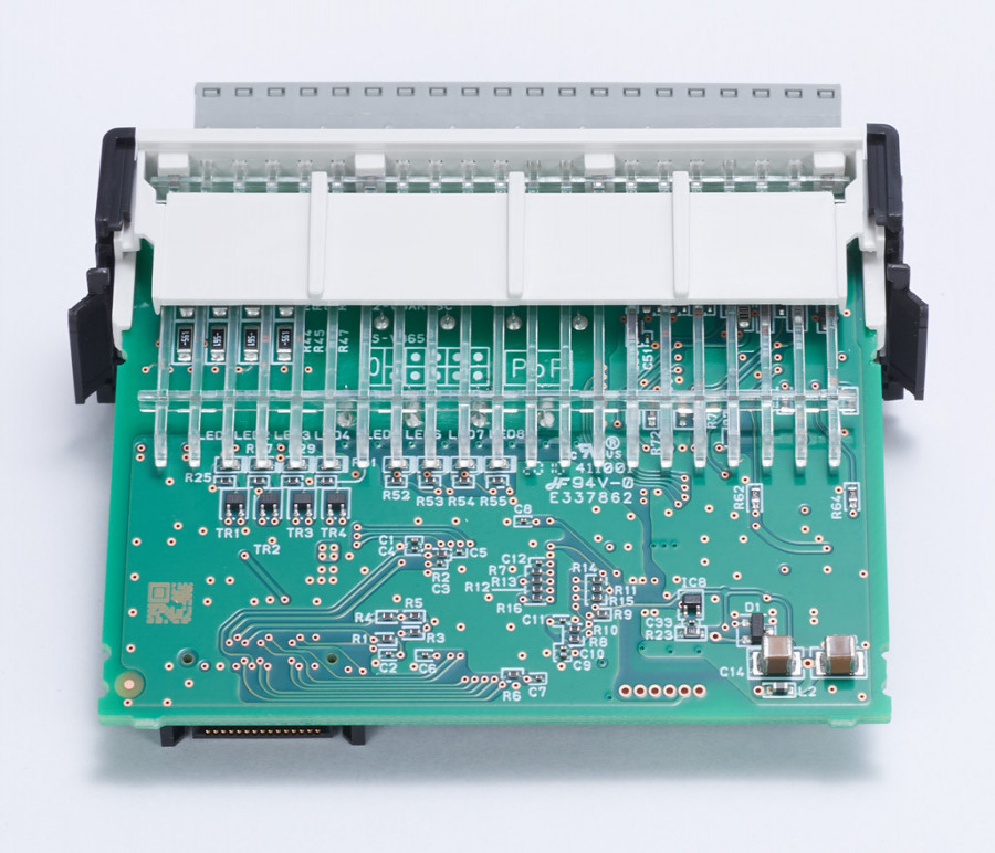 C2-08AR-6C > CLICK PLUS > CLICK PLUS DISCRETE/ANALOG COMBO MODULE, | SDI STORE
